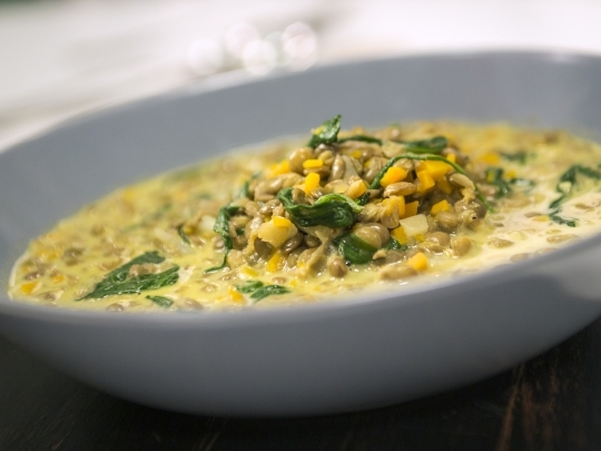 Рецепта за Супа от леща със сметана и спанак от Бон Апети - Бон Апети
